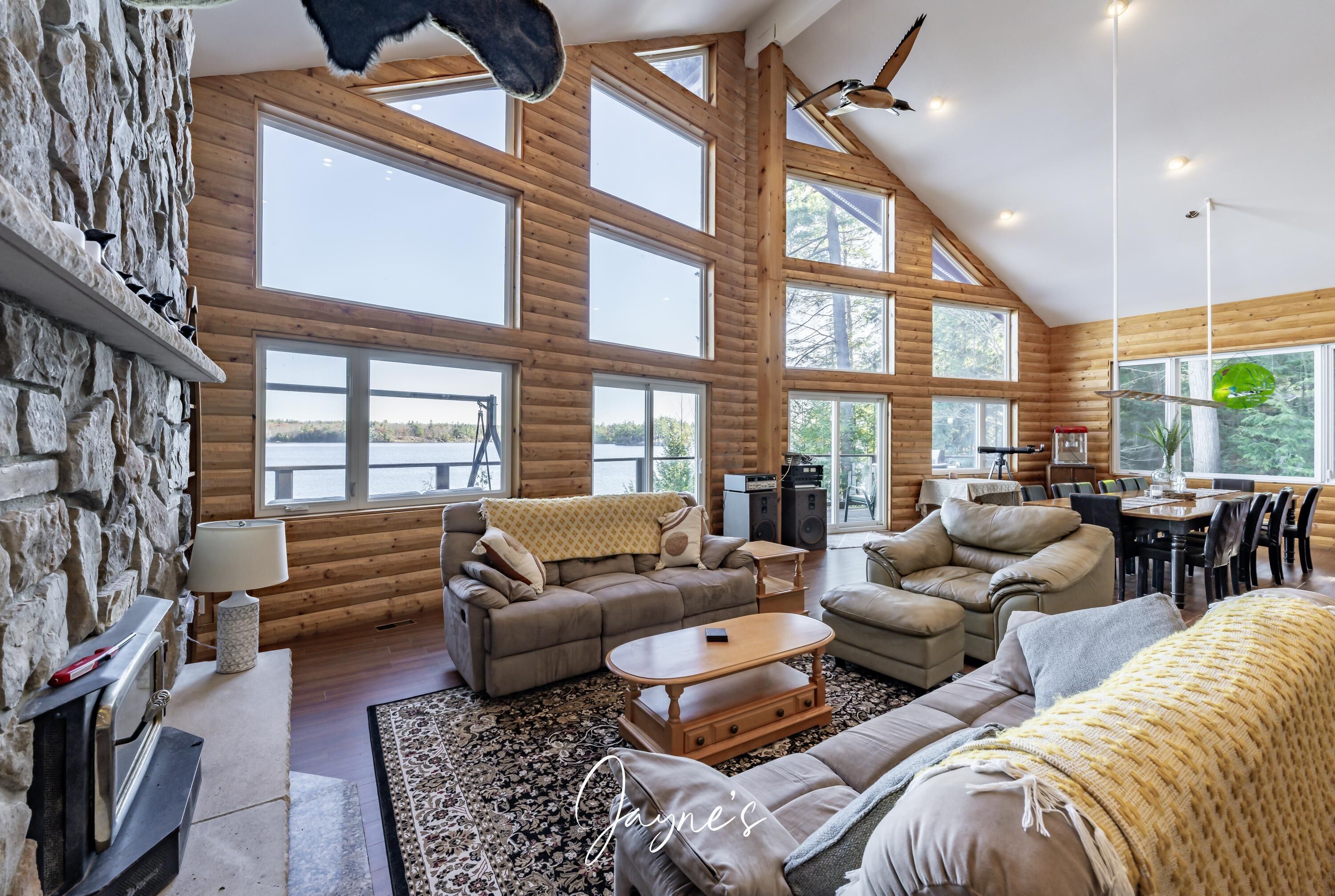 5+bed 4 Bath On Lake Muskoka - Gravenhurst