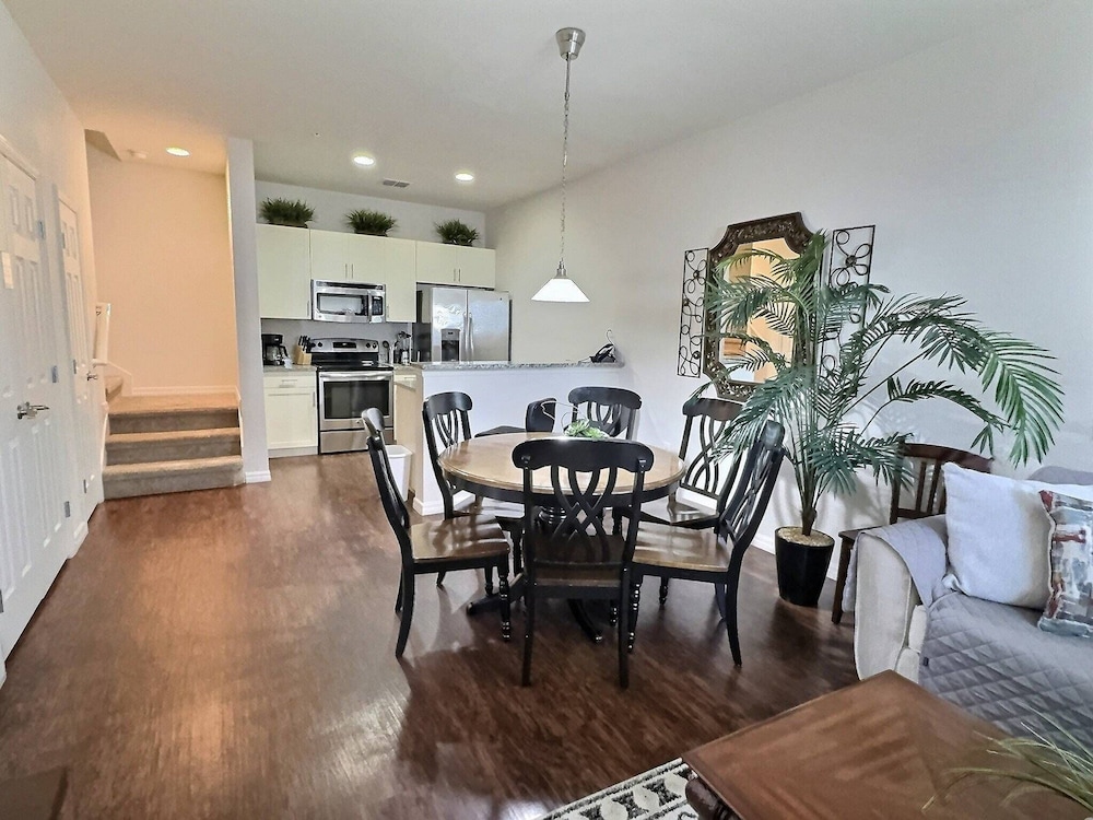 Lucaya 3br Townhome 15min To Disney Gated - Lake Buena Vista, FL