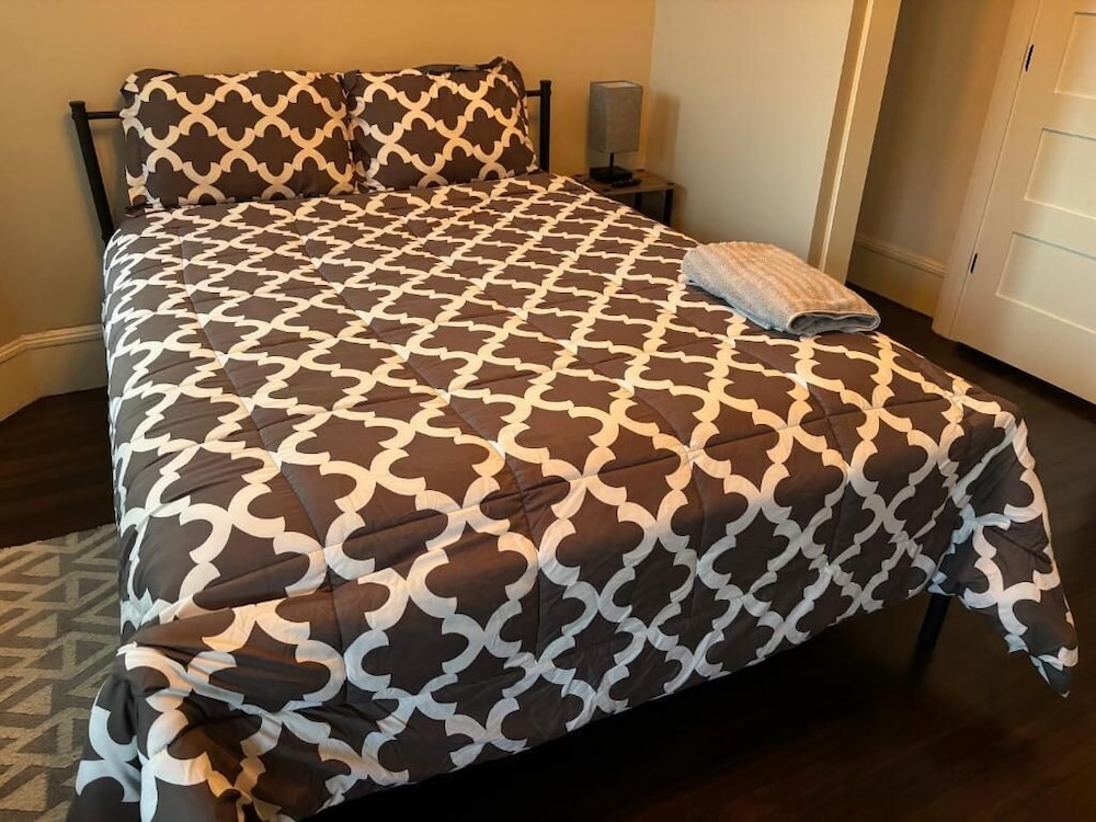 Homestay Near Downtown Boston - Boston, MA