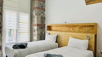 Apartamento Familiar | Secretária, secretária adequada para computadores portáteis