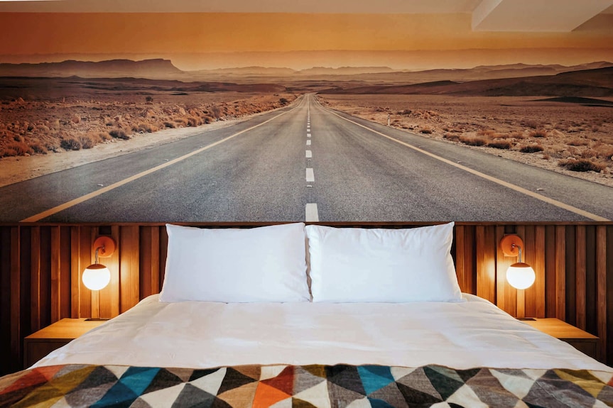 Highway Daydream | La Vista Motel | 106 - Denver