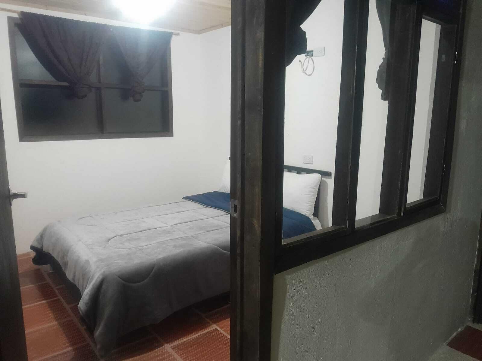 Quarto casal clássico, sacada, vista para o jardim | Wi-Fi de cortesia