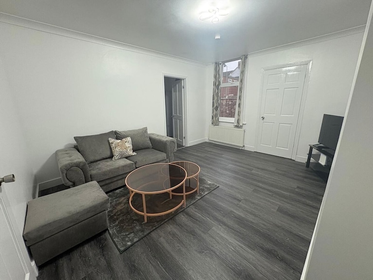 2 Bed Flat - Sleeps 3 - Parking - Wifi - サンダーランド