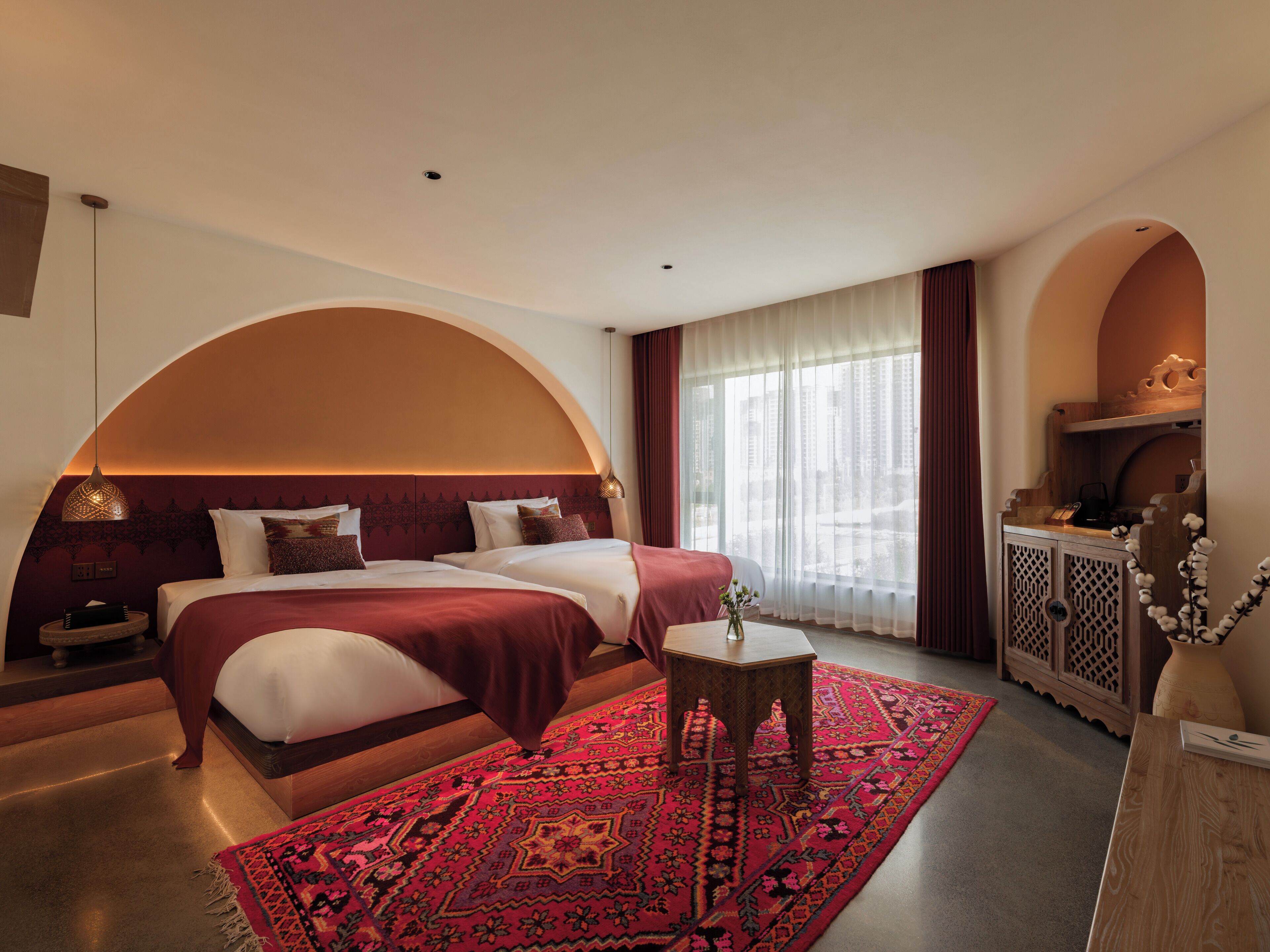 Quarto duplo clássico | Frigobar (abastecido com itens grátis), individualmente decorados