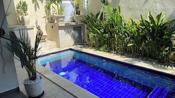 Vila, 2 quartos, para fumantes, piscina particular | Piscina | Piscina externa