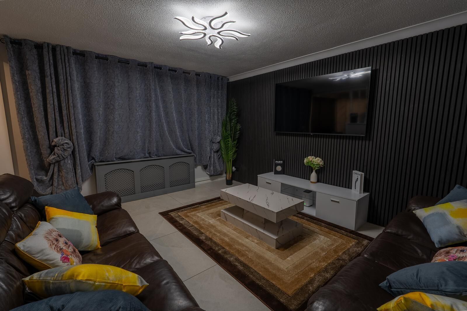 Charming 2 Bedroom Luxurious Home In Thamesmead South East London - Greenwich