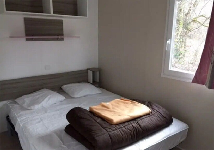 Air-conditioned "Ibiza" Mobile Home: Dordogne Getaway, Shared Pool & Mini-farm Near Sarlat - 多爾多涅