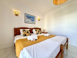 1 quarto, roupa de cama fornecida 