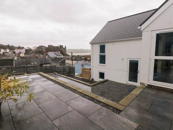 Milkwood Villa - Laugharne