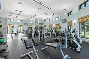 Casa, 4 quartos | Sala de fitness