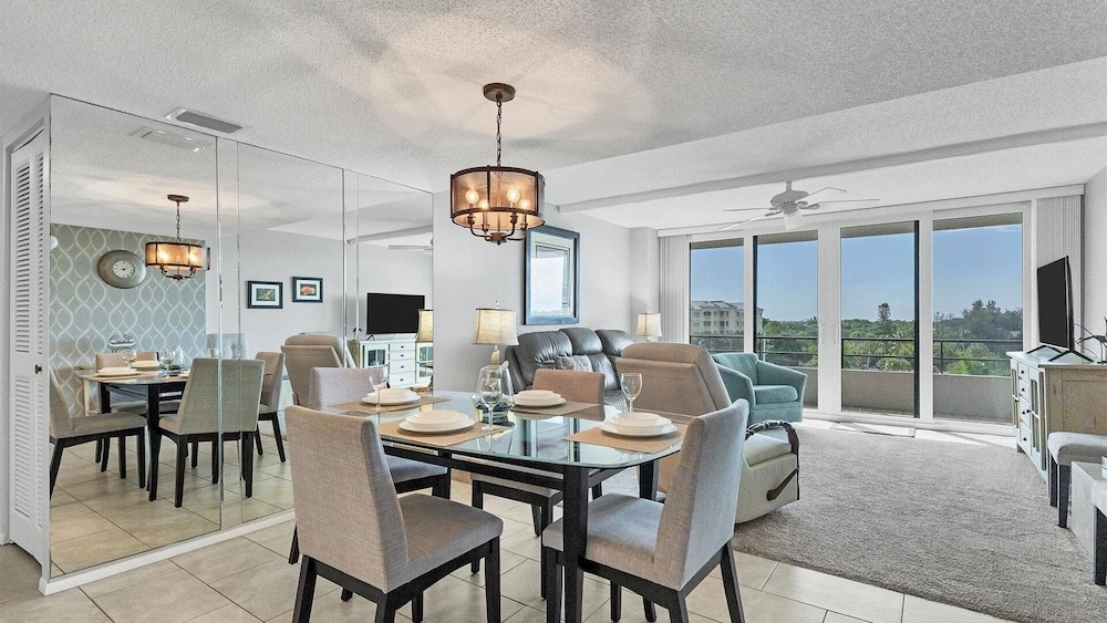 Anchorage Resort Siesta Key 6th Floor 2 Bedroom Condo Beach Access 2 Condo - 薩拉索塔