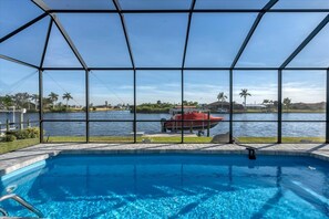 Casa, 2 quartos | Piscina