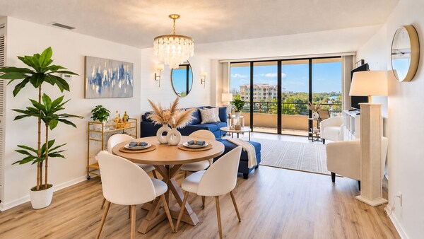 Anchorage Resort Siesta Key 2 Bedroom 6th Floor Condo Beach Access 2 Condo - Sarasota, FL