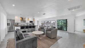 Casa, 3 quartos | Sala de estar