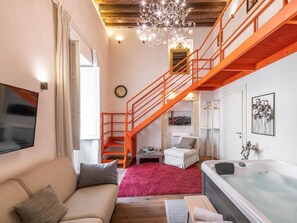 Suíte superluxo | Escrivaninha, Wi-Fi de cortesia, roupa de cama