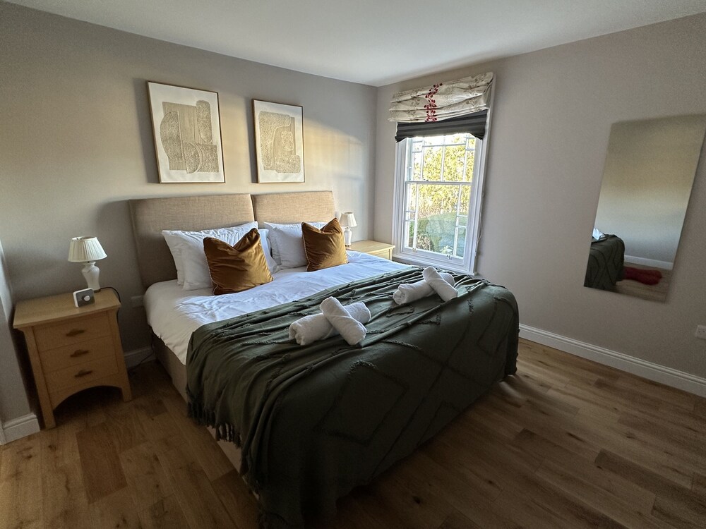 Hearts: stunning city centre Georgian apartment - Exeter | Vrbo
