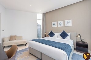 Apartamento de Luxo, varanda, vista para o canal | Lençóis de algodão egípcio, roupa de alta qualidade, cofre no quarto 