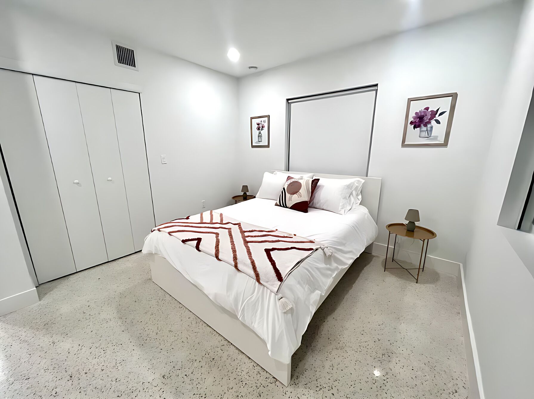 WOW! Casita Groovy! W/Parking in Coconut Grove | Cortinas blackout, ferros/tábuas de passar roupa, Wi-Fi de cortesia