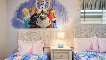 Casa (Multiple Bedrooms) | 9 quartos, individualmente decorados, individualmente mobiliados