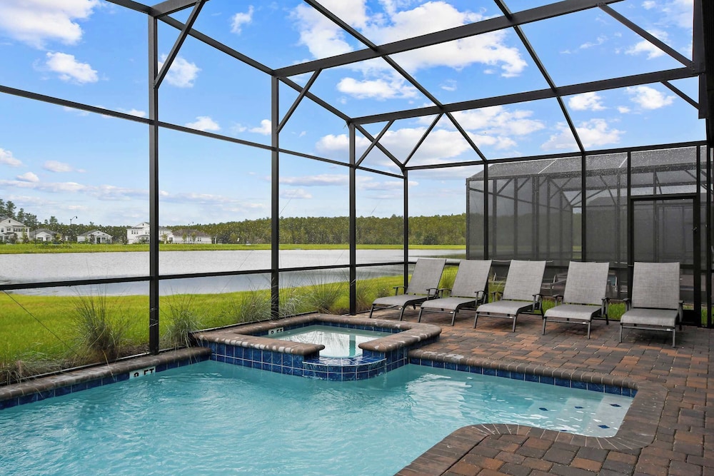 Home 9 Bed Themed Rooms, Pool, Storey Lake - Kissimmee