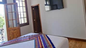 Quarto Deluxe, Vista para a cidade | Cortinas/cortinados opacos, Wi-fi grátis