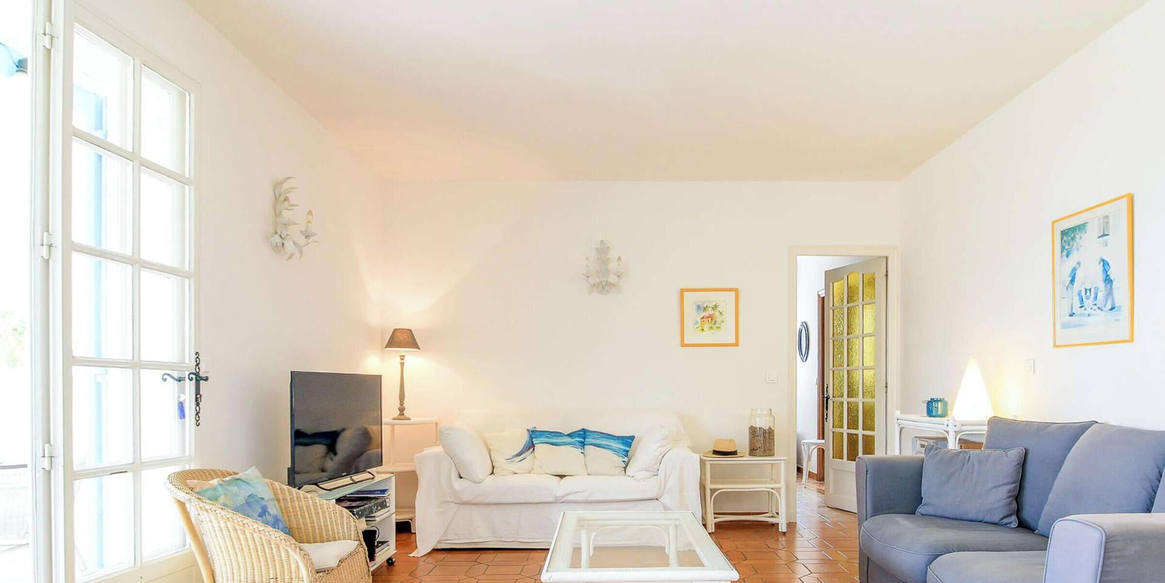 Villa Paisible Avec Piscine Et Vue Mer à Bormes - Bormes-les-Mimosas