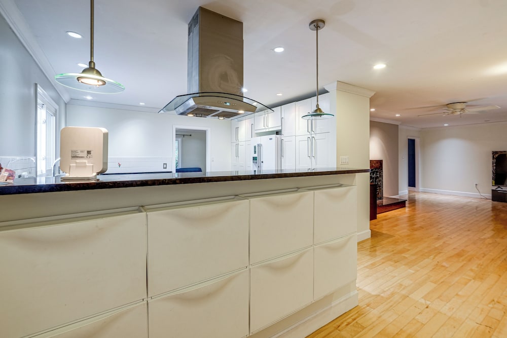 Serene & Spacious! Family-Friendly Catharpin Home - Catharpin | Vrbo