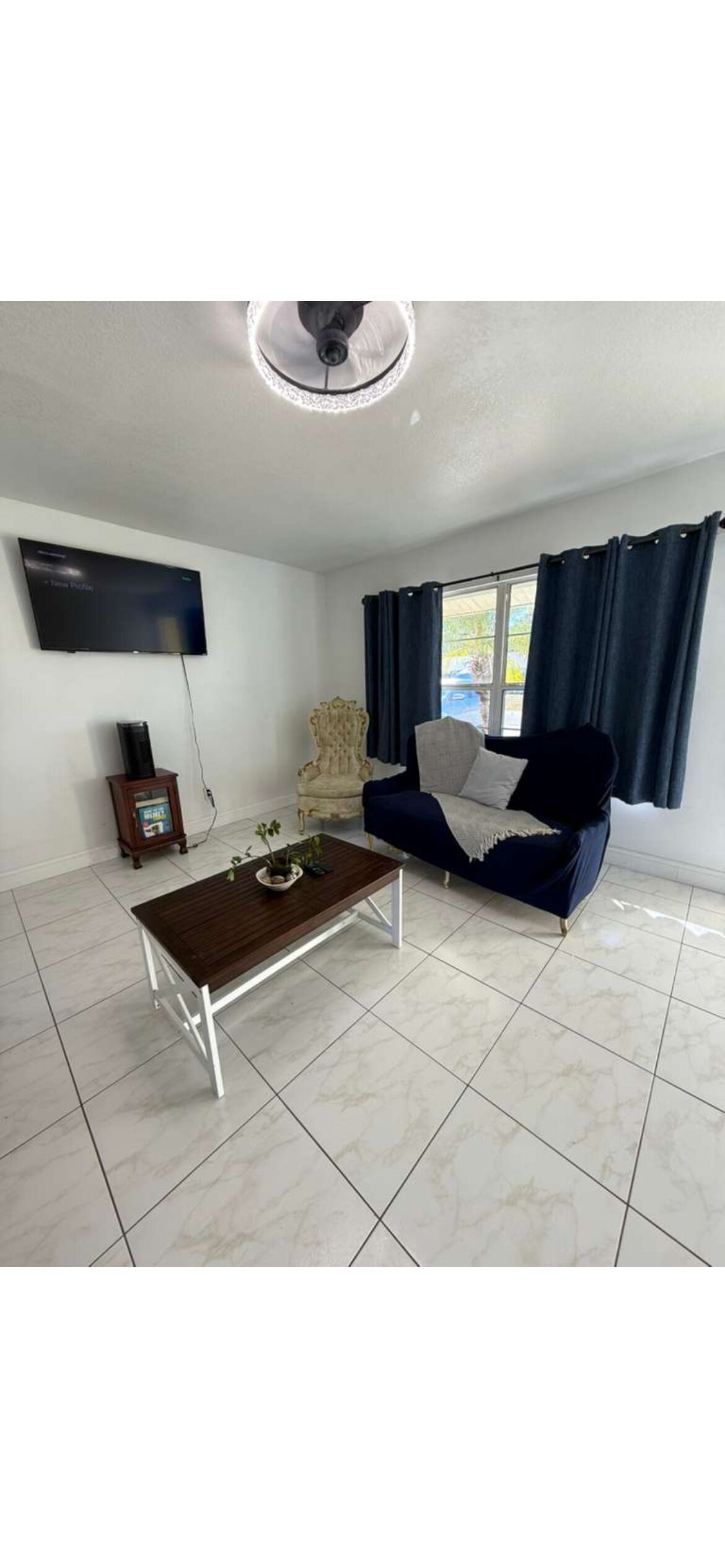 3-bedroom House In Pleasant Port St. Lucie With Ac Comfort - Fort Pierce, FL