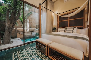 Deluxe room Plunge pool | Minibar com produtos grátis, cofre no quarto 