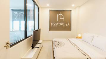 Apartamento, varanda, Vista para a cidade | Secretária, secretária adequada para computadores portáteis