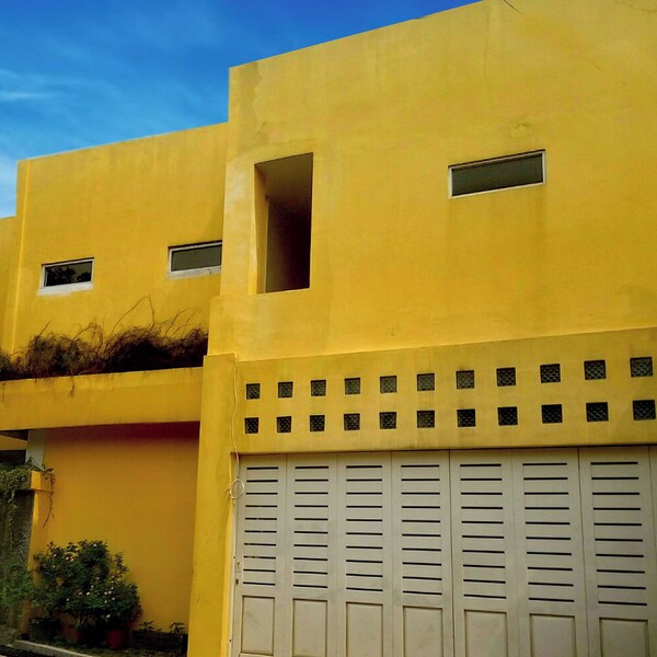 Penginapan Rumah Kuning Syariah - Bogor