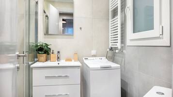 Apartamento, 3 quartos | Banheiro