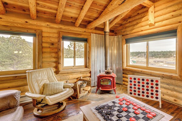 Luxe Multi-level Cabin 6 Mi To Angel Fire Resort! - Coyote Creek State Park, Guadalupita