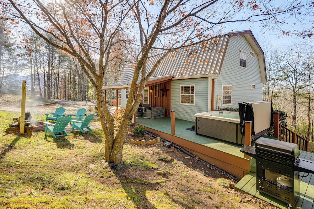 Hot Tub & Views! 'Squatchs Place' In Blairsville - Blairsville, GA