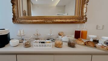 Pequeno-almoço tipo buffet diário incluído