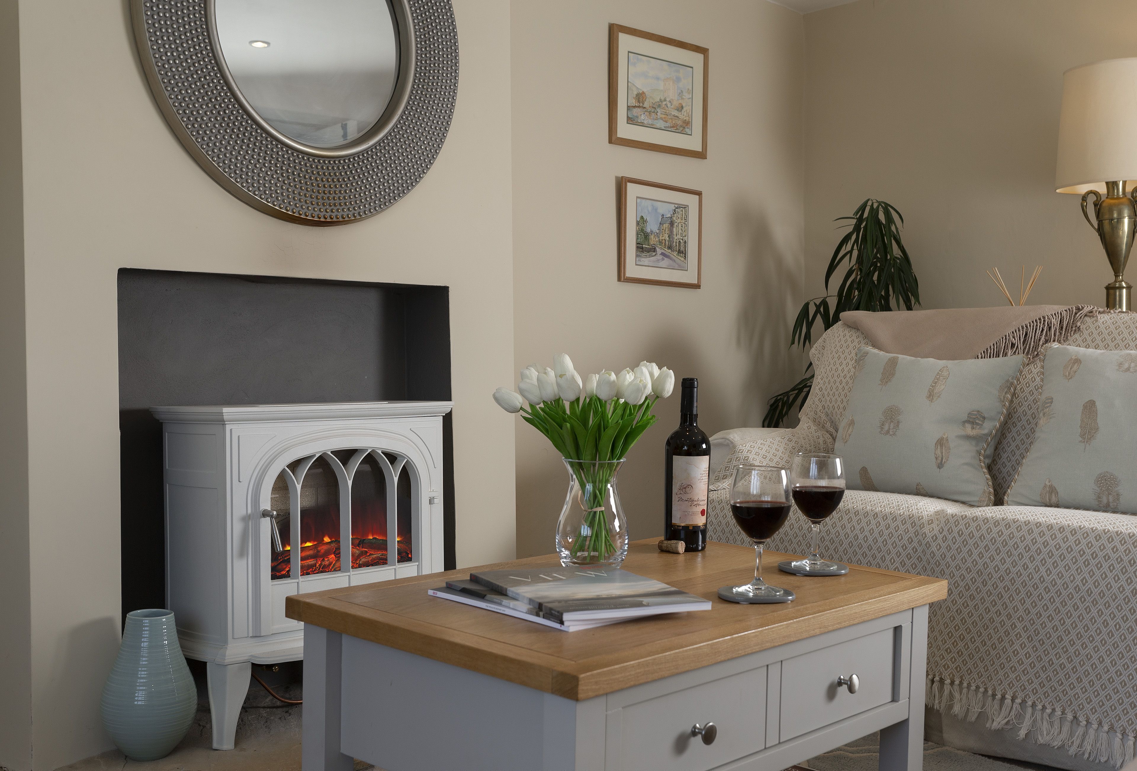 Combining Luxury With Cotswold Charm, 1 Spring Cottage Is The Perfect Couples Retreat. - Stroud