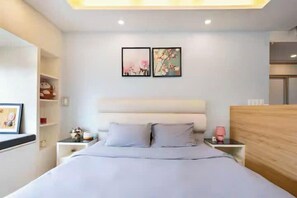 Suíte família, 3 quartos, acesso ao Club Lounge, vista para a cidade | Roupas de cama de algodão egípcio, roupas de cama premium