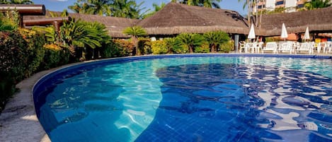 7 piscinas externas
