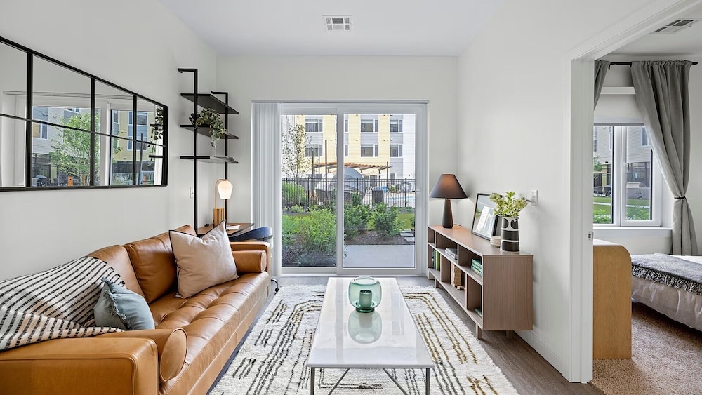 Hyatus Luxury Residences Everett - Massachusetts