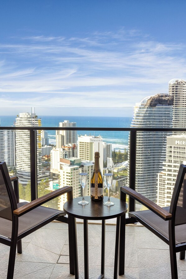 Vogue-themed Ocean View Luxe Apartments in Casino Tower - social media ...