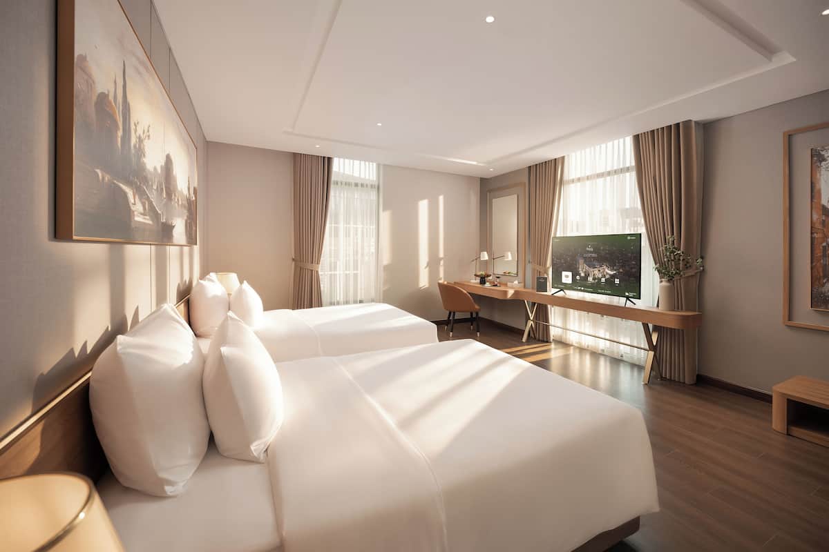 Quarto Duplo Deluxe para 1 Pessoa, 2 camas queen-size | Cofre no quarto, com decoração personalizada