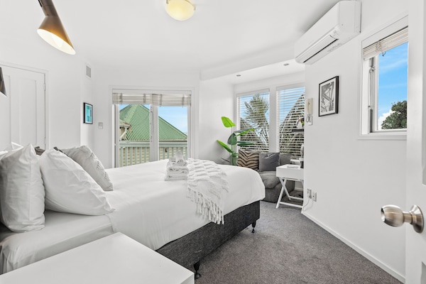 Charming 2br Home Near City & Bay By Zodiak Stays - Auckland