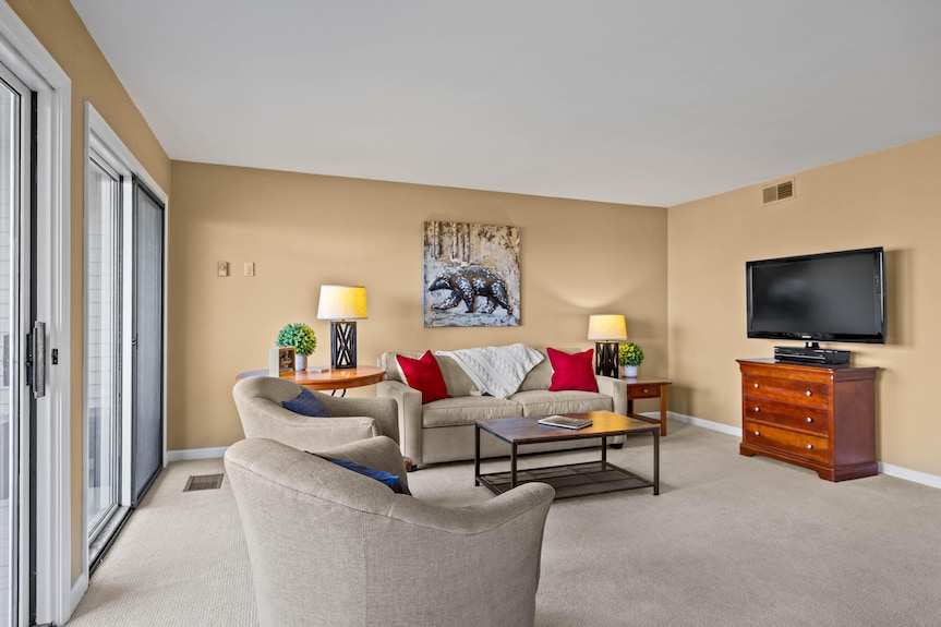 Stoneridge 35 With Wintergreen Advantage - Shenandoah National Park