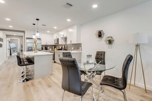 Casa (3 Bedrooms) | Parte interna