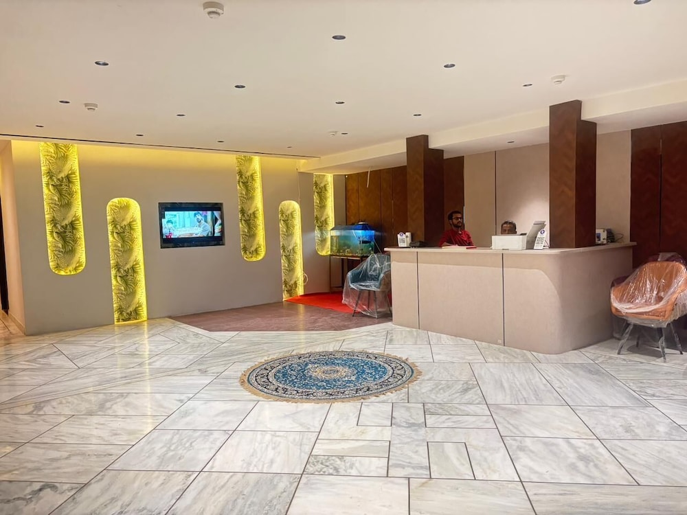 Hotel Neelgrand - Agra