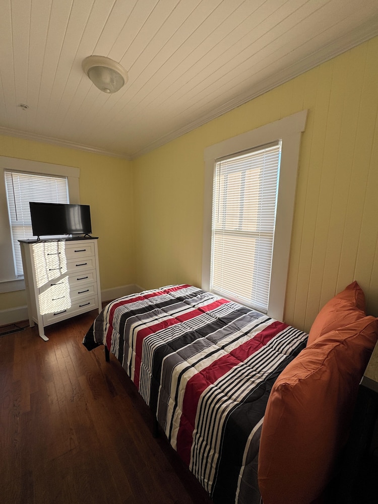Downtown Douglas Delightful 4-bedroom house with patio - Douglas | Vrbo