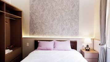 Quarto Duplo, varanda, vista para o jardim | Cortinas/cortinados opacos, quartos insonorizados, Wi-fi grátis