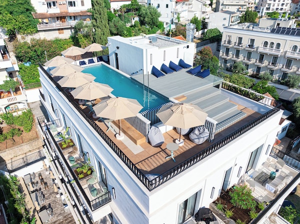 Hotel Madeira - Budva