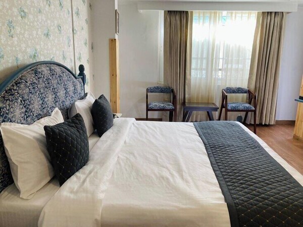 Naina Lodge - Nainital