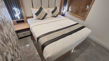 Secretária, secretária adequada para computadores portáteis